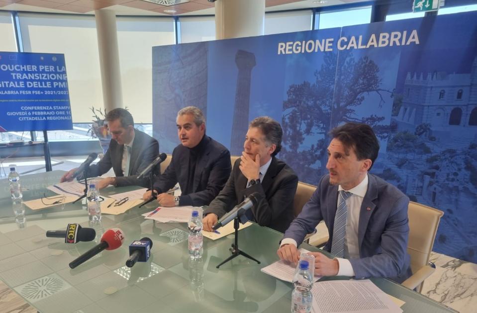 Transizione digitale PMI: Regione Calabria lancia i voucher