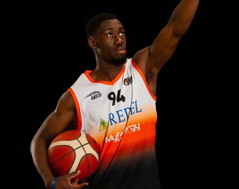 Redel Viola, Bangu: 'A me non piace stare sotto i riflettori'