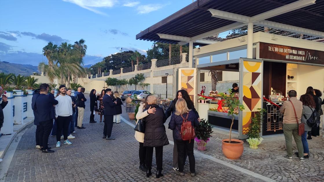 A Reggio apre il nuovo chiosco 'Scialo': tradizione, sapori locali e ...
