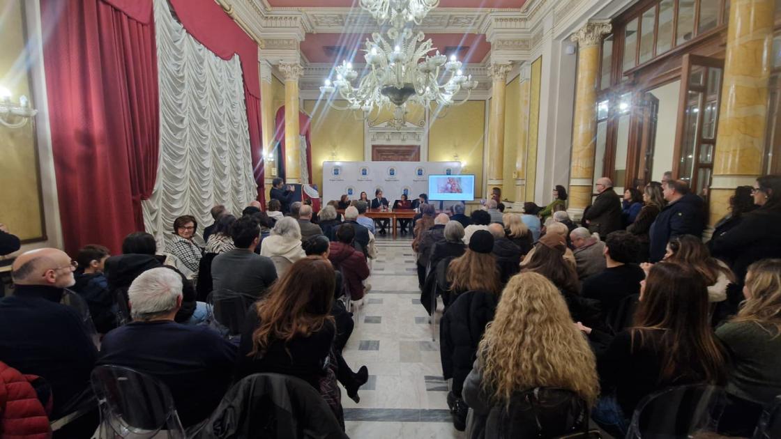 Reggio Calabria: donato alla pinacoteca un quadro dell’artista Luca Monaco