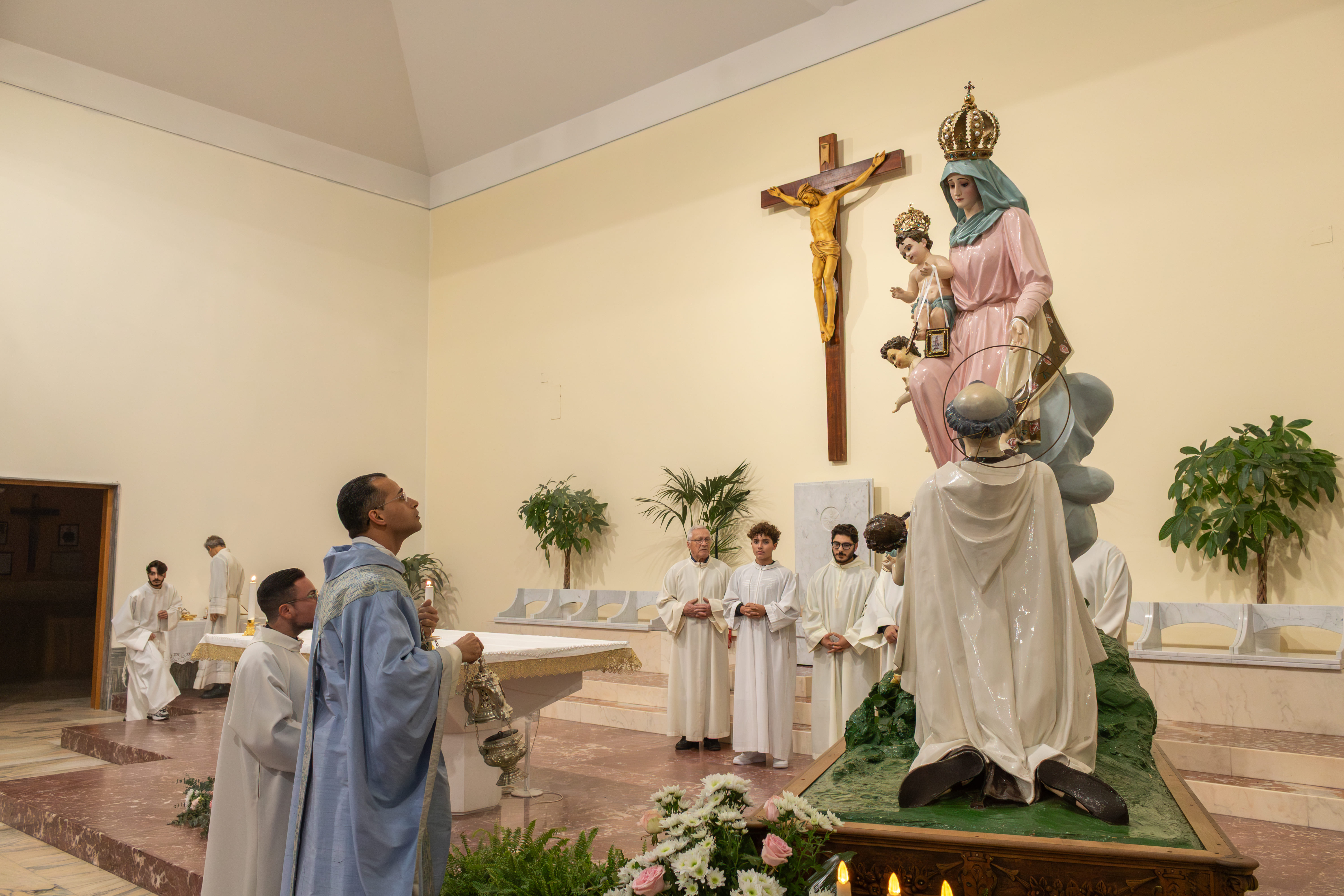 Reggio Calabria, Archi Carmine: solenne Rito di Incoronazione della ...