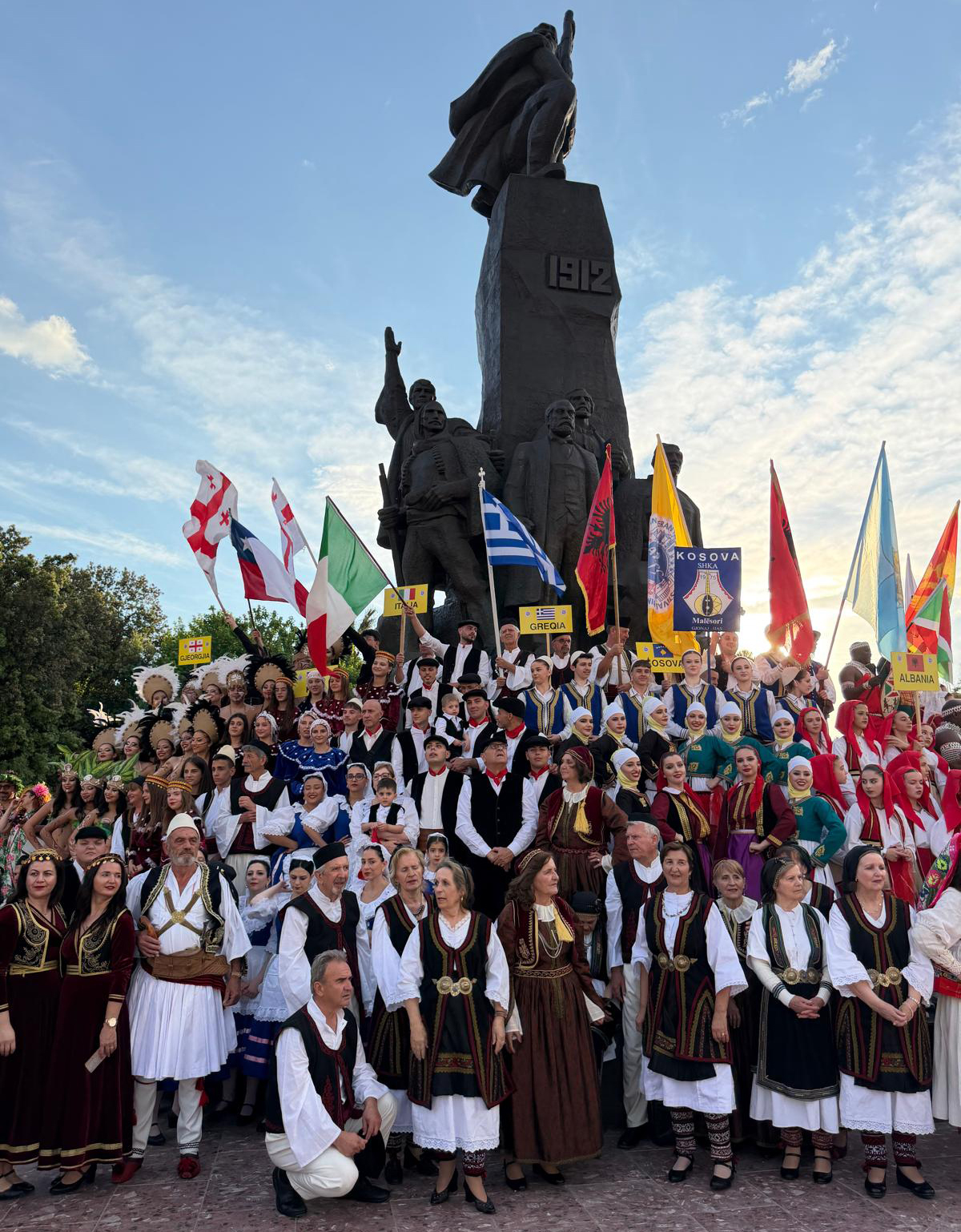 Reggio, le tradizioni calabresi all'Aulona Folk Festival con i Peddaroti